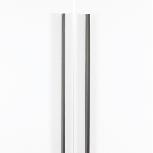 Momo Angle Pull Handle 640mm In Metallic Grey